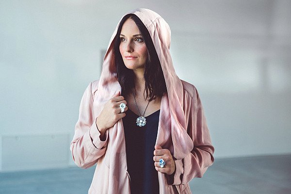 Ski-Stars in Szene gesetzt: Fotoshooting mit Lena Dürr und Tina Geiger