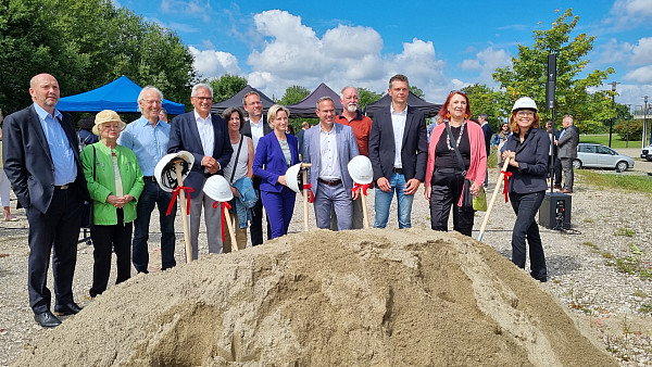 OB Gunter Czisch: Campus für Künstliche Intelligenz (KICU) stärkt ...